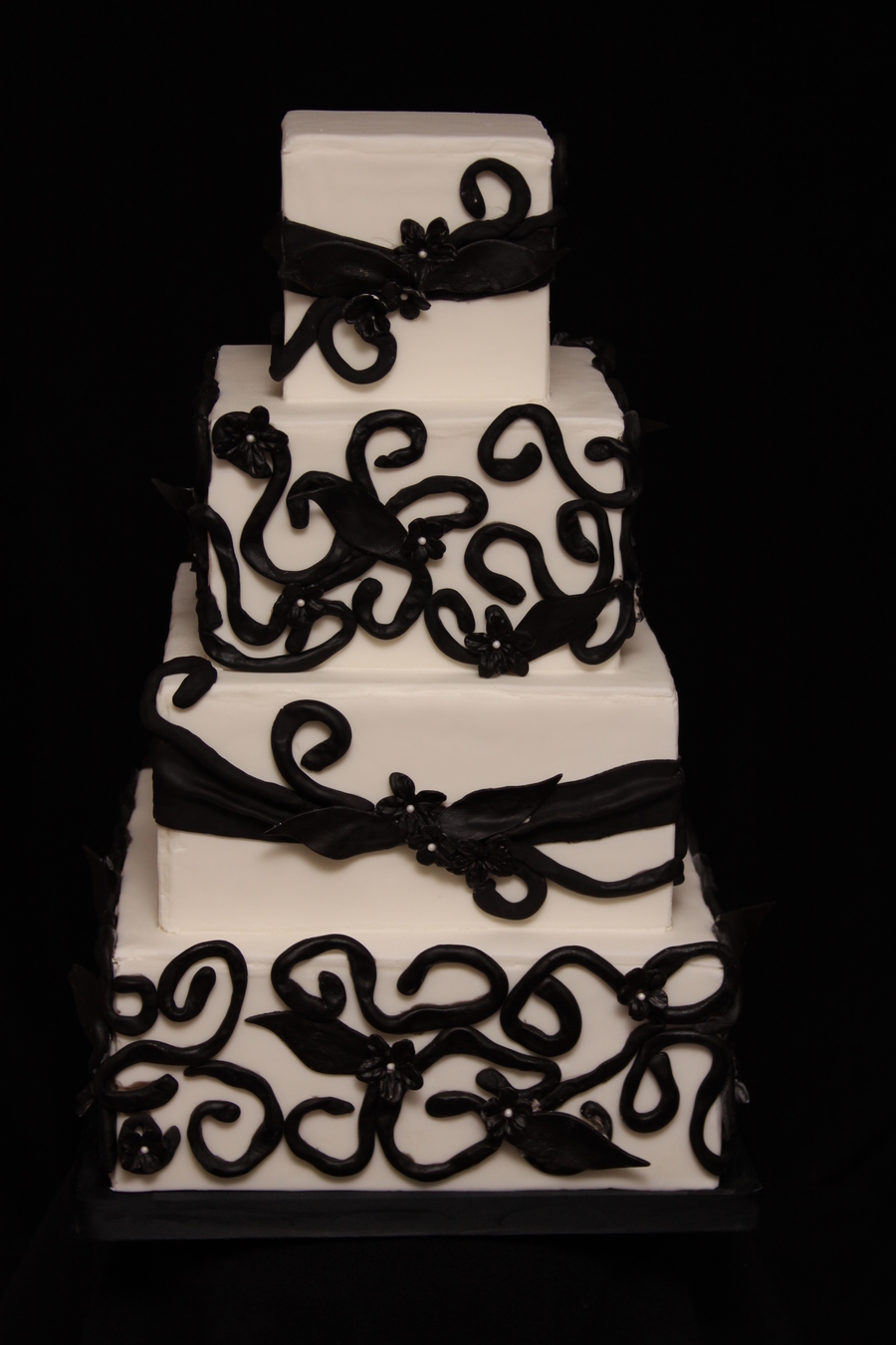 Wrough Iron Cake - CakeCentral.com