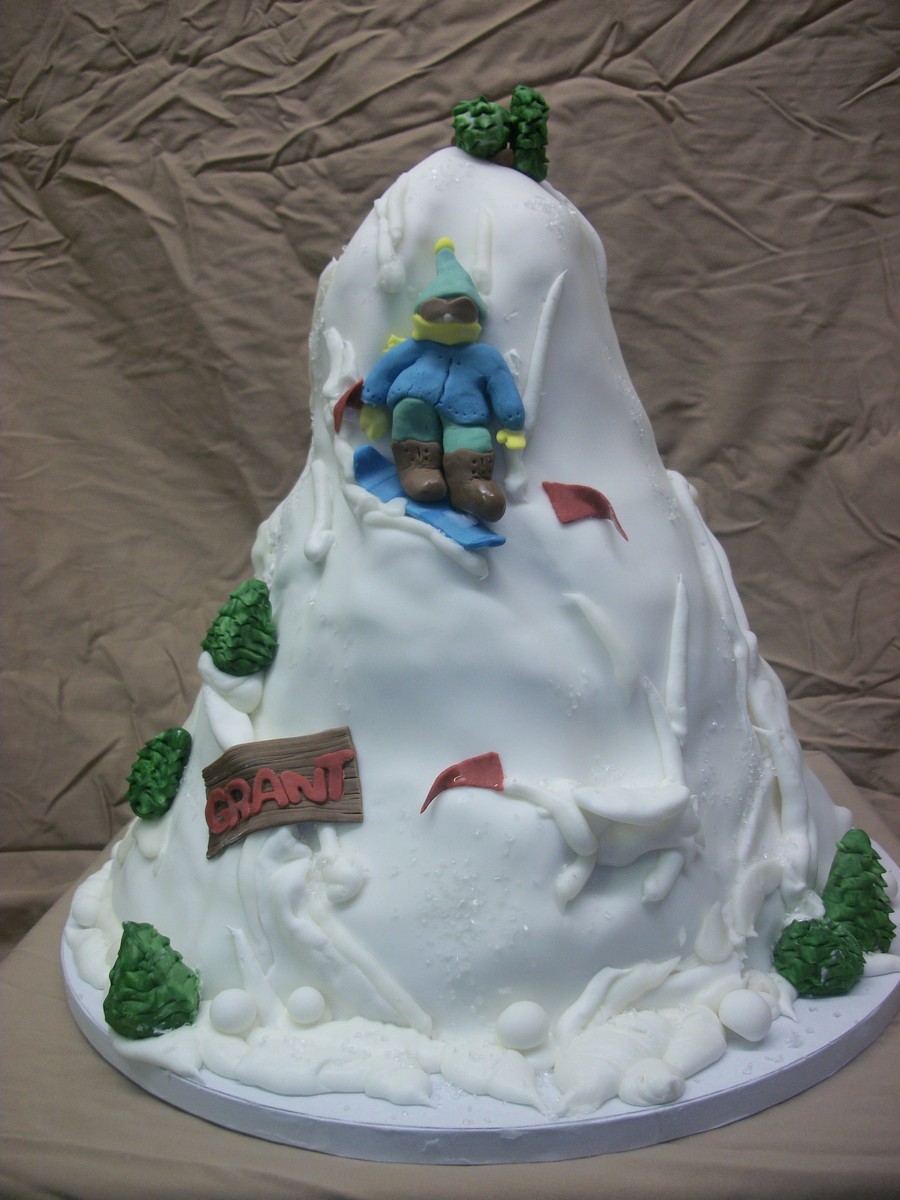 Snowboard Cake - CakeCentral.com