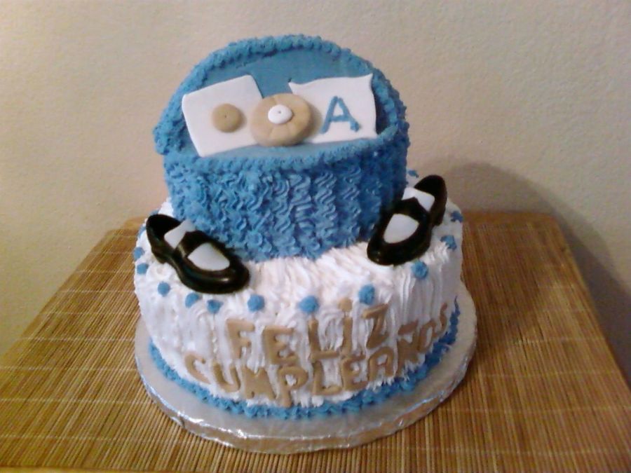 Bizcocho De Cumplaã±Os En Sofa - CakeCentral.com