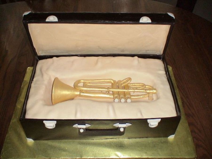 Trumpet In Case - CakeCentral.com