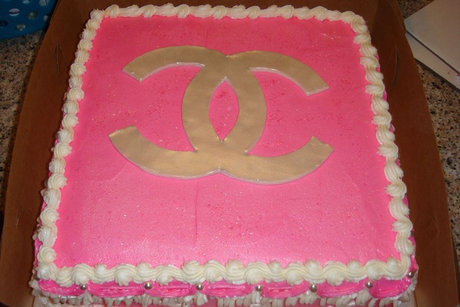 Coco Chanel Logo - CakeCentral.com