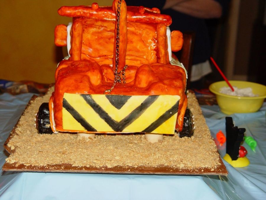 Mater Rear View - CakeCentral.com