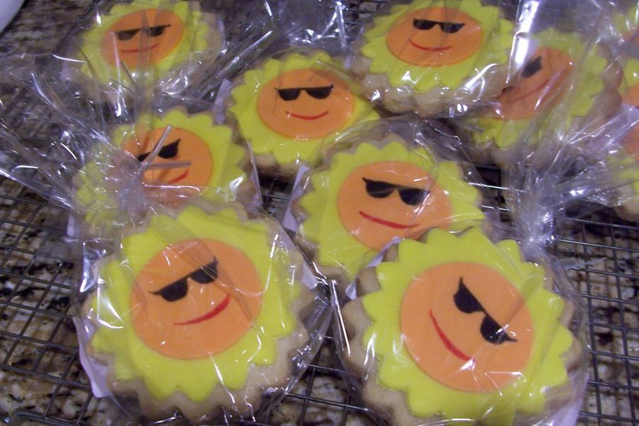 Sun Cookies - CakeCentral.com