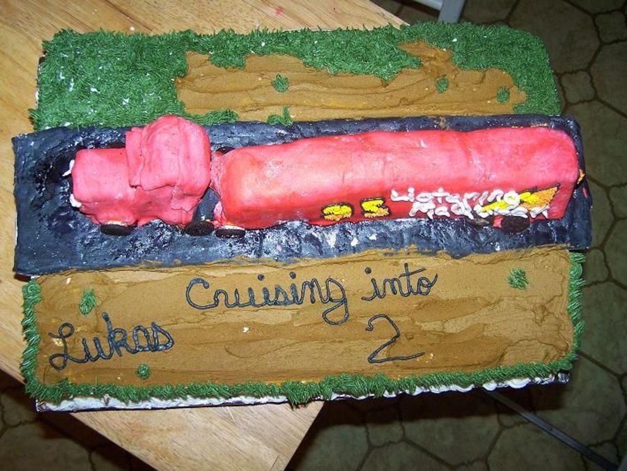 Cars Mac Truck Top View - CakeCentral.com