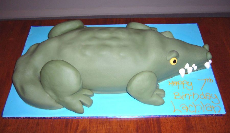 Croc_Cake_005.jpg - CakeCentral.com