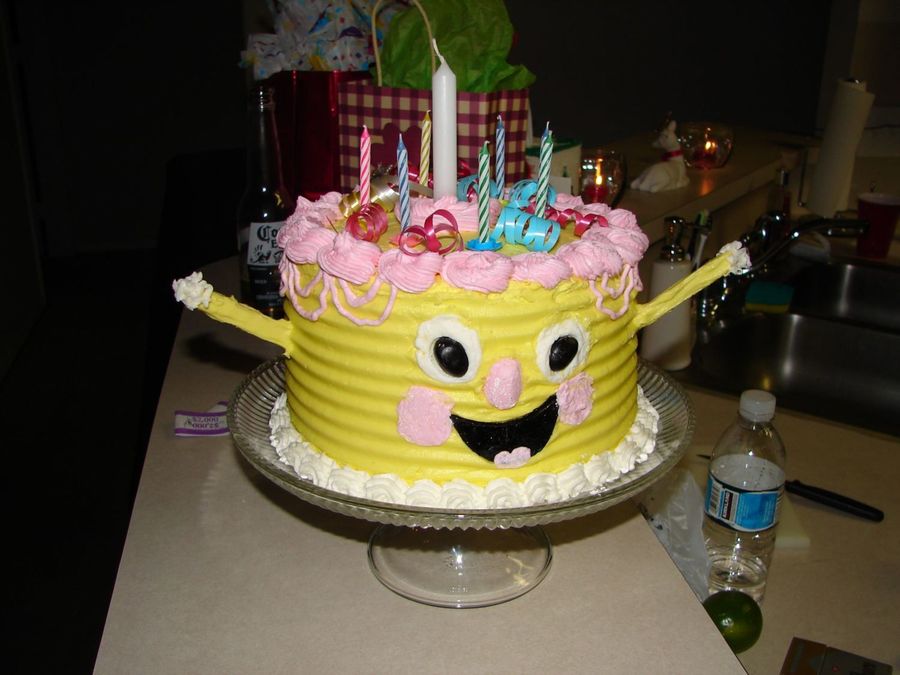 Happy Face Party Cake - CakeCentral.com