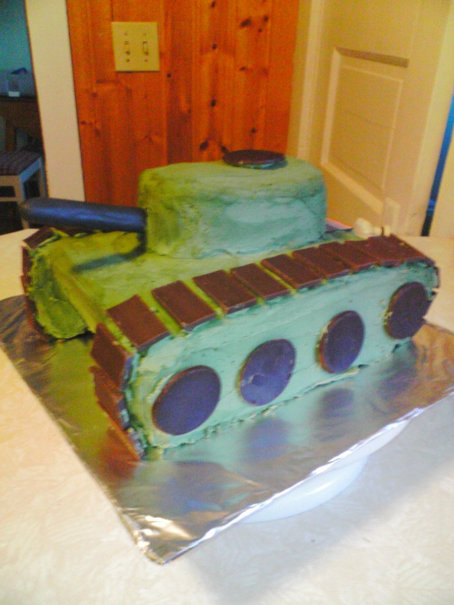Tank Cake - CakeCentral.com