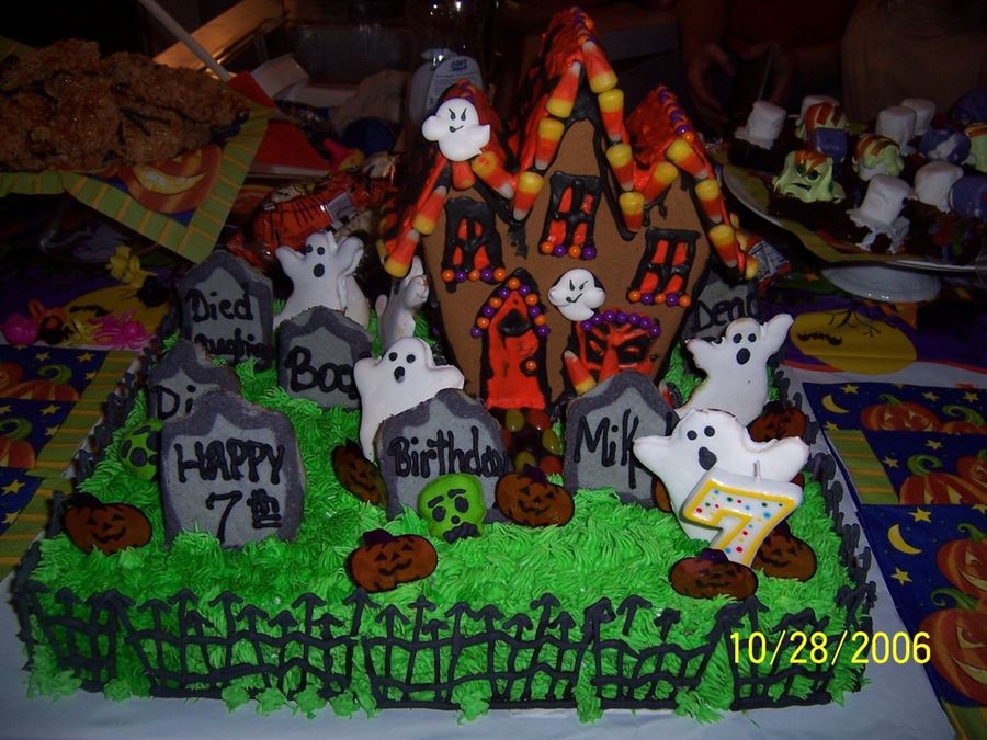 Little Graveyard Cake... - CakeCentral.com
