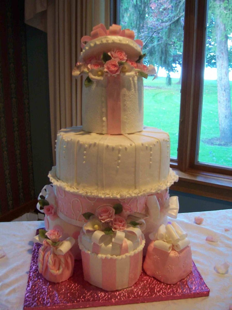 Stacked Presents Cake - CakeCentral.com