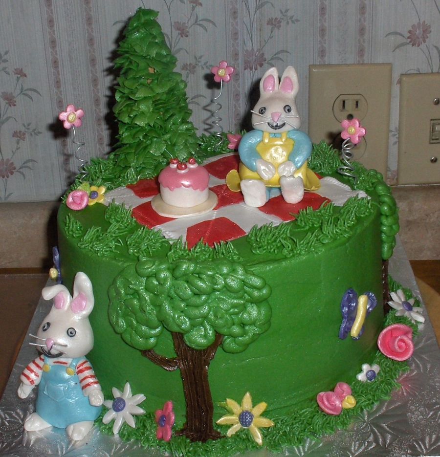 Max And Ruby Cake~ - CakeCentral.com