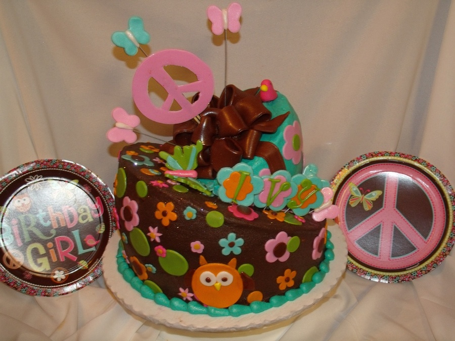 Retro Cake - CakeCentral.com