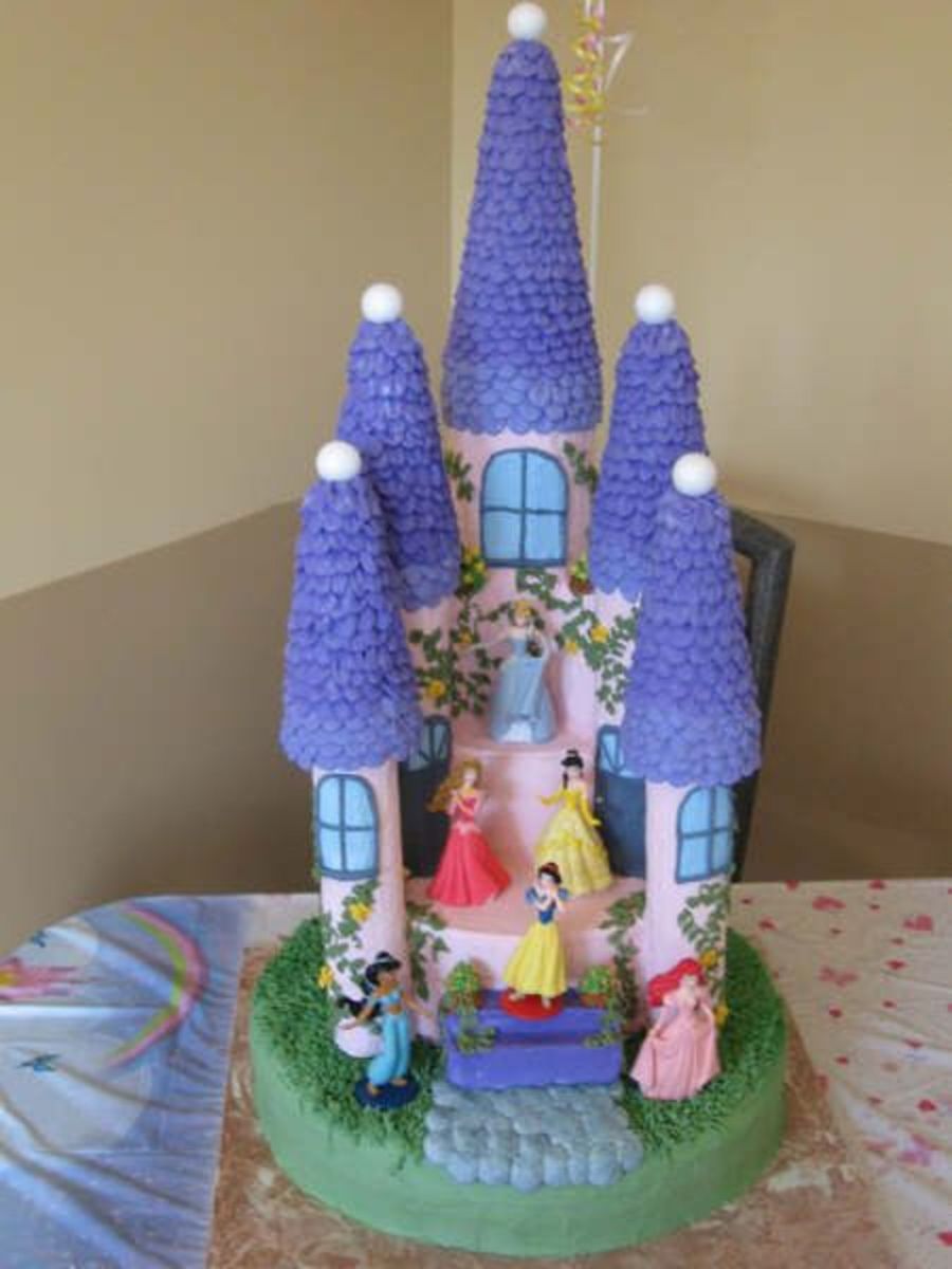 Princess Castle With Disney Princesses - CakeCentral.com