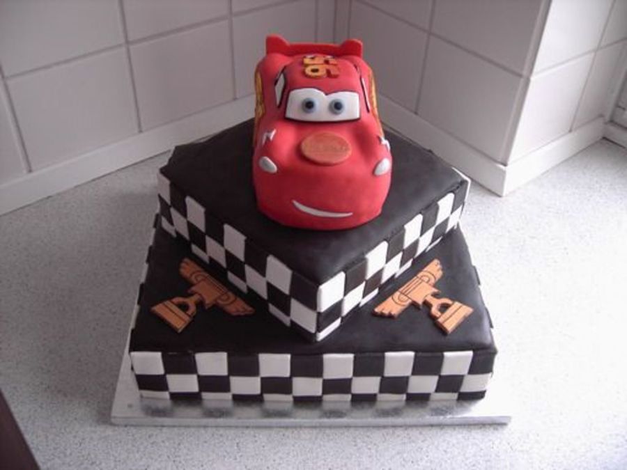 Lightning Mcqueen - CakeCentral.com