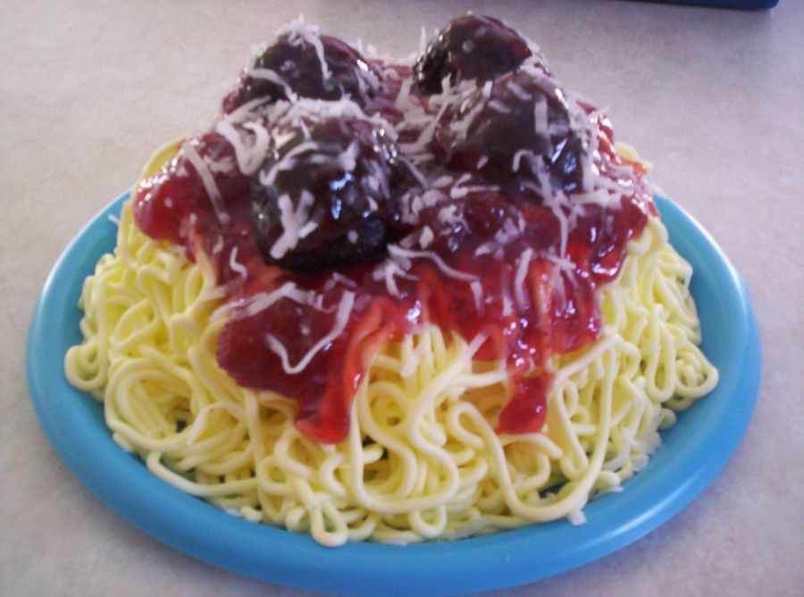 Spaghetti & Meatballs - CakeCentral.com