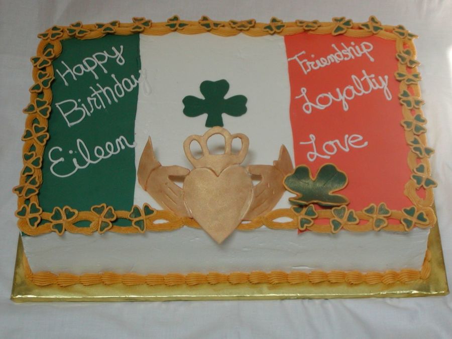 Irish Sheet Cake - CakeCentral.com