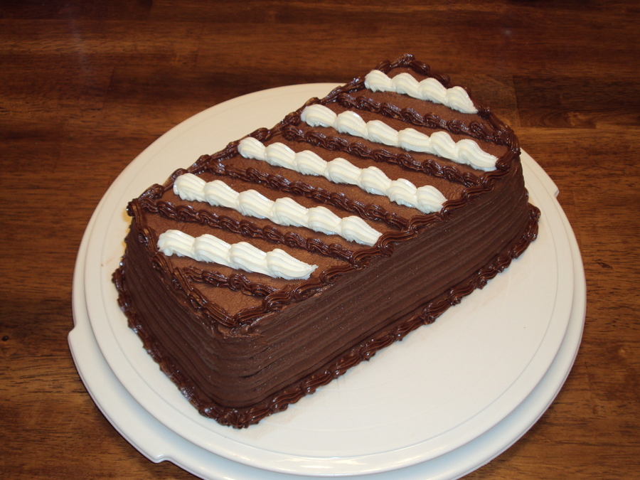 Shell Borders Loaf Cake - CakeCentral.com