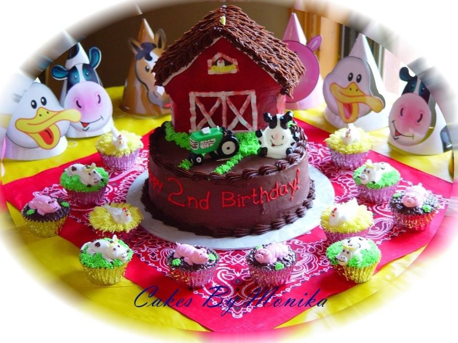 Barn Cake - CakeCentral.com