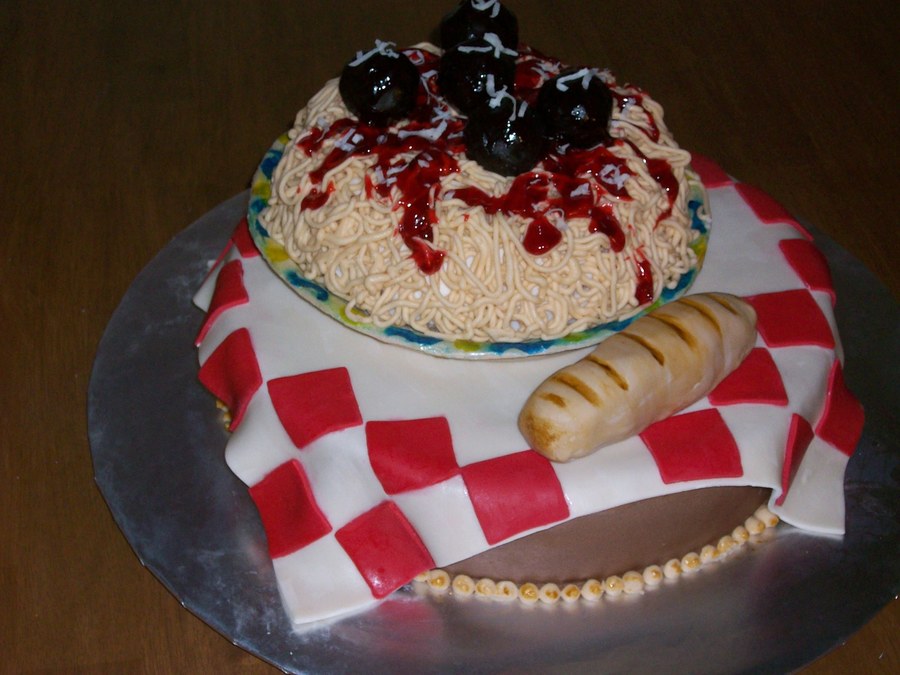 Spaghetti Cake - CakeCentral.com