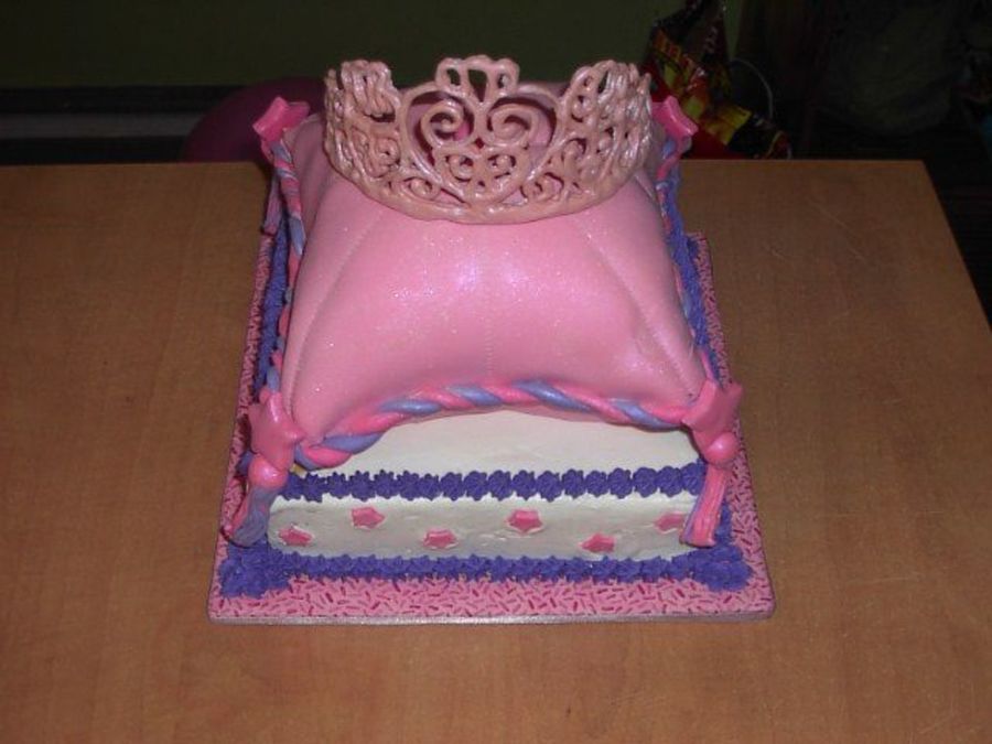 Princess Tiara Cake - CakeCentral.com
