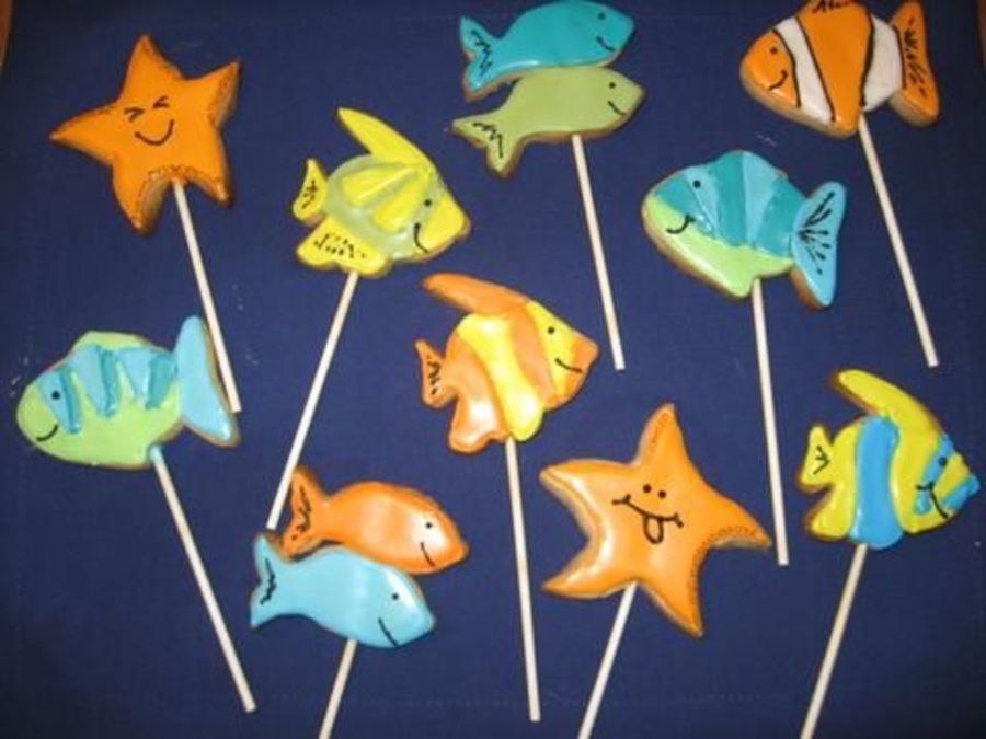 Fish Cookies - CakeCentral.com