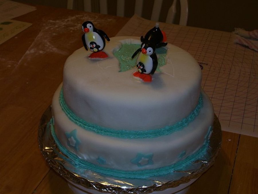 Penguins Cake - CakeCentral.com