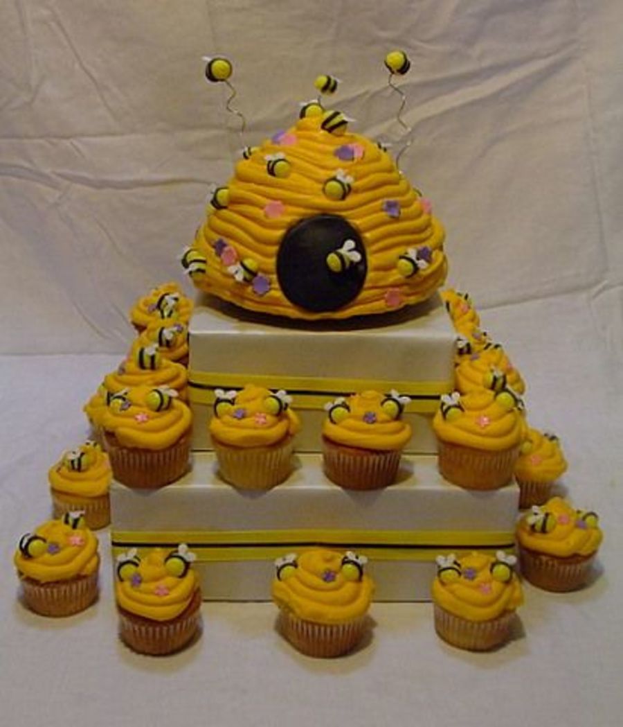 Bee Hives - CakeCentral.com