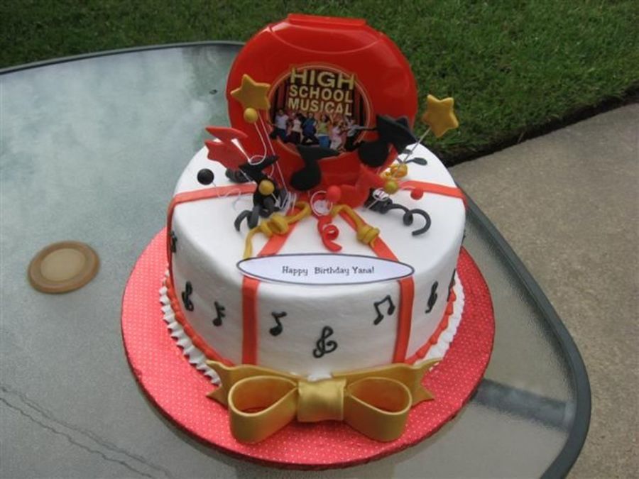 High School Musical Cake - CakeCentral.com