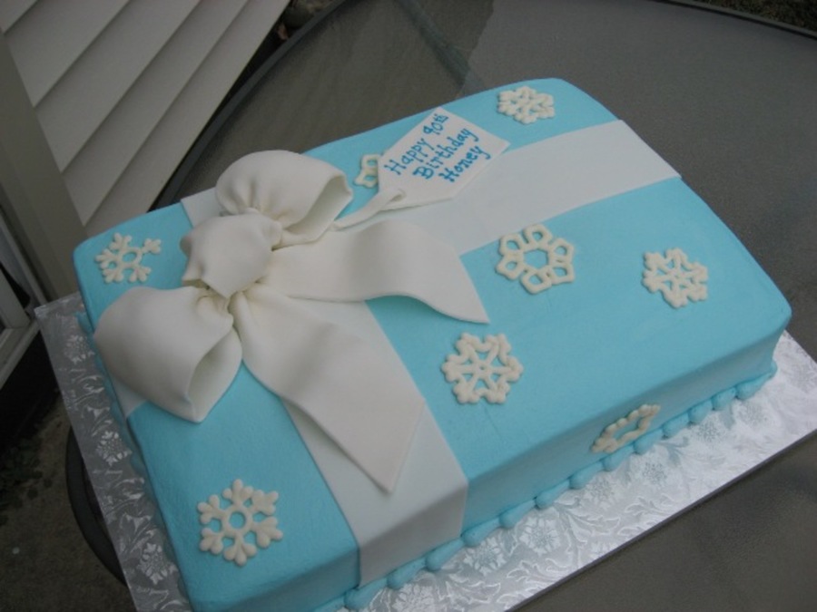 Present Cake - CakeCentral.com