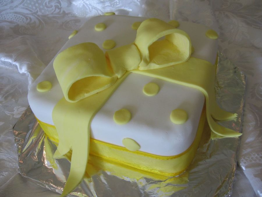 Yellow Present Cake - CakeCentral.com