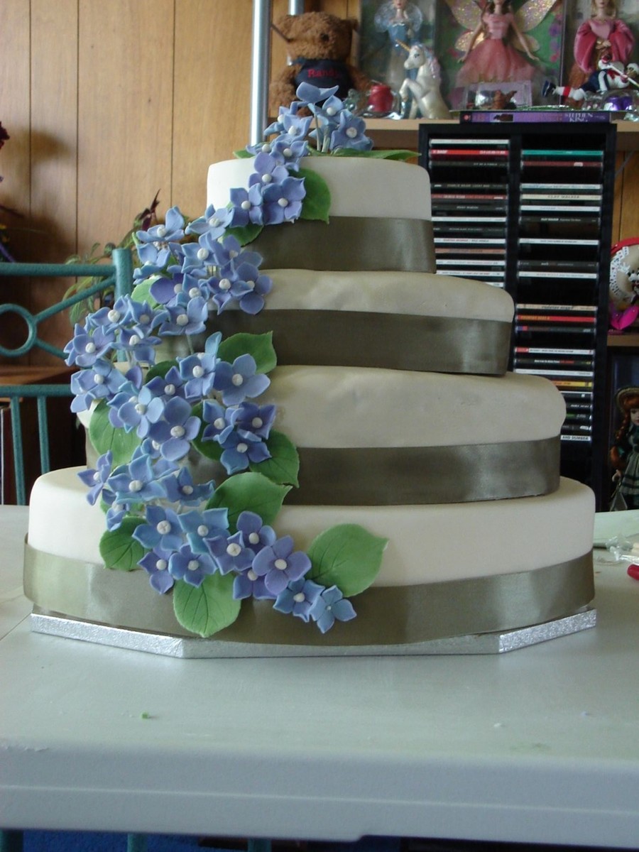 Hydrangea Wedding Cake - CakeCentral.com
