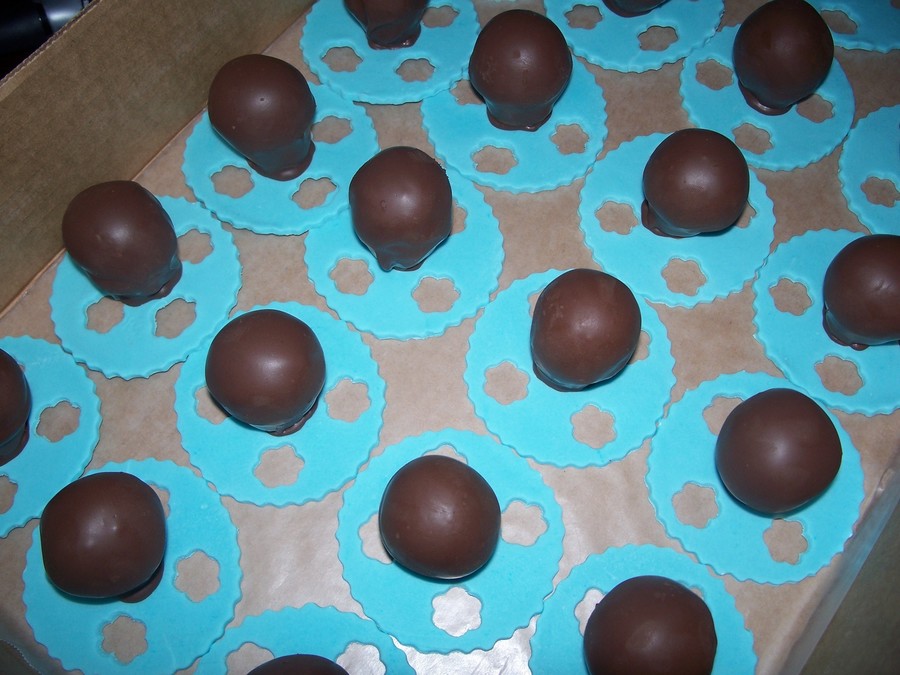 Pacifier Cakeballs - CakeCentral.com