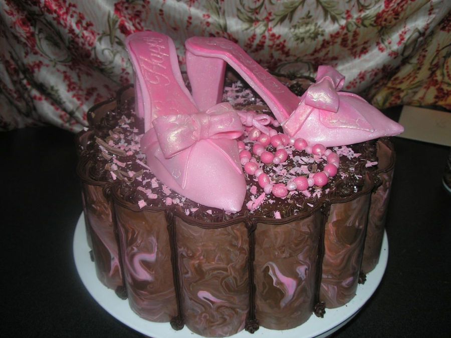 Pink Heel's Birthday Cake! - CakeCentral.com