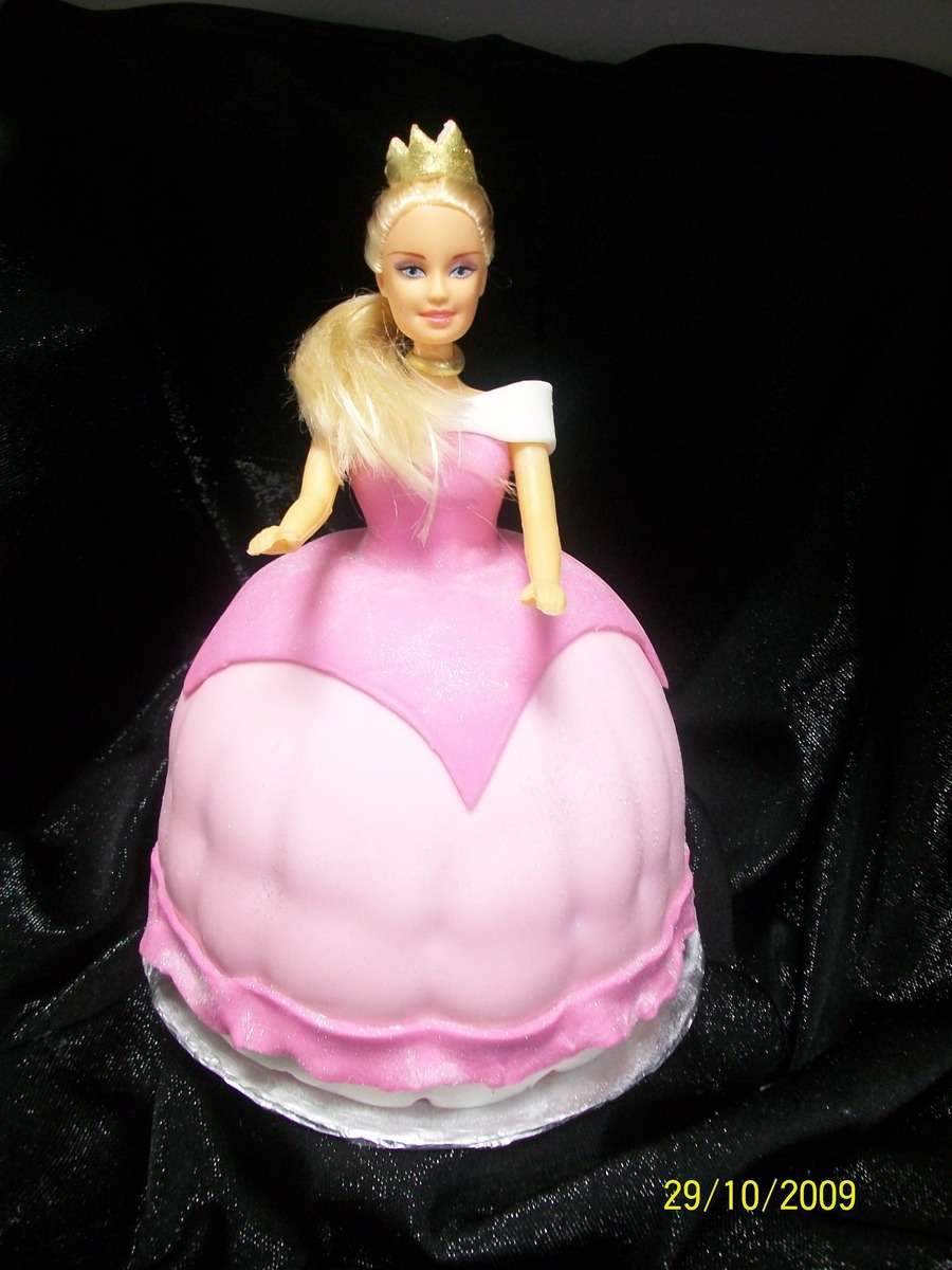 Princess Aurora - CakeCentral.com