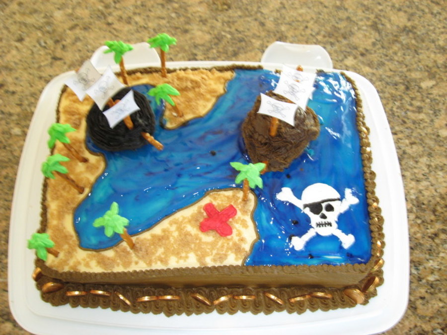 Pirate Treasure Map Cake - CakeCentral.com