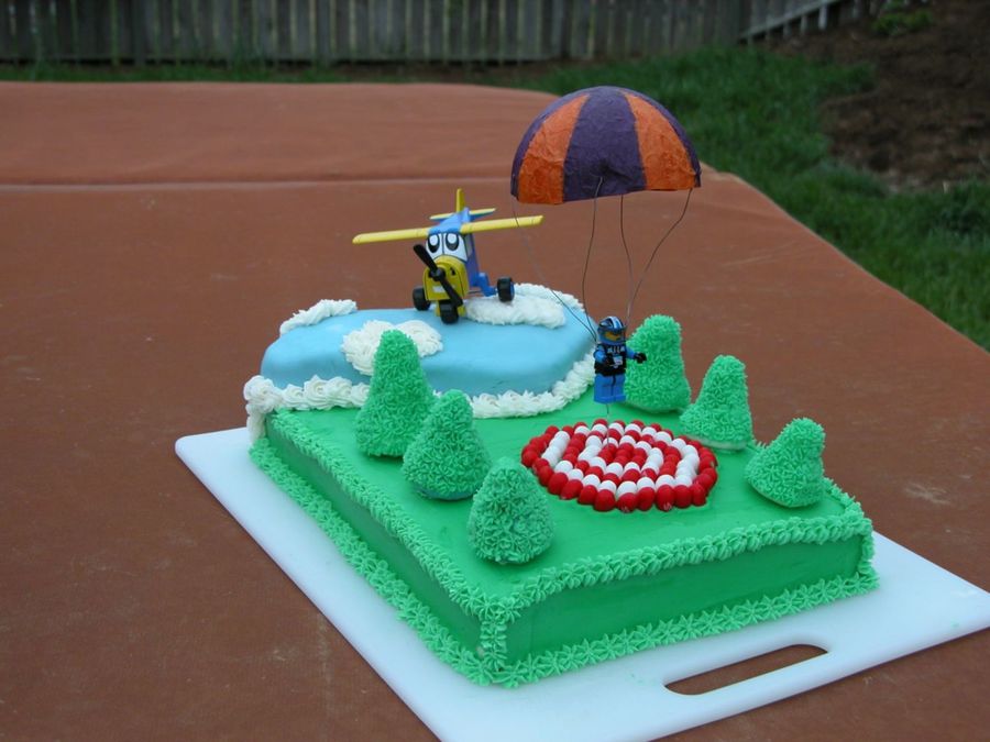 Skydiving Cake - CakeCentral.com