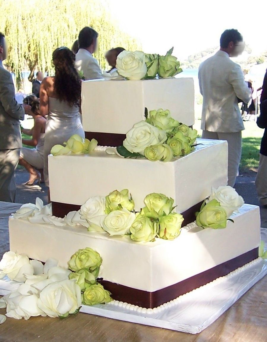 Novato 3 Tier Square - CakeCentral.com