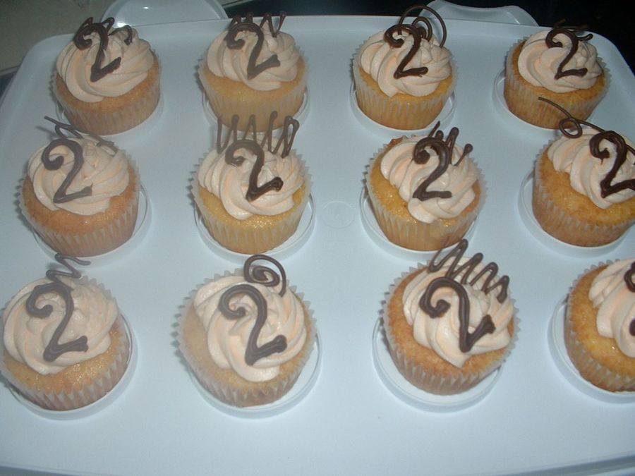2Nd Birthday Cupcakes - CakeCentral.com