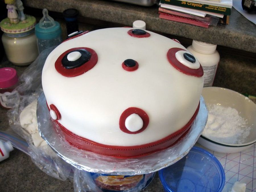 My First Mmf Coverd Cake - CakeCentral.com