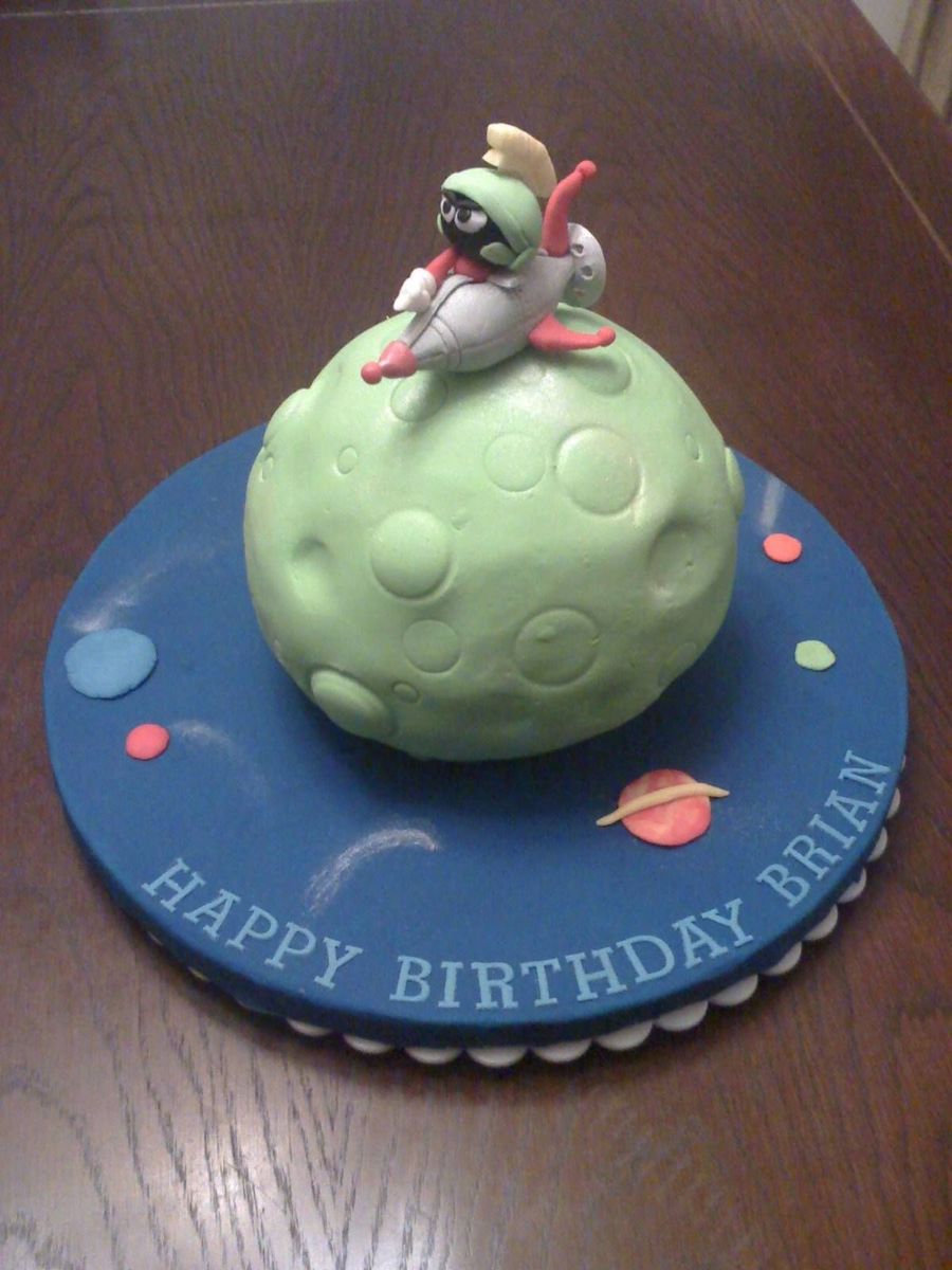 Marvin The Martian - CakeCentral.com