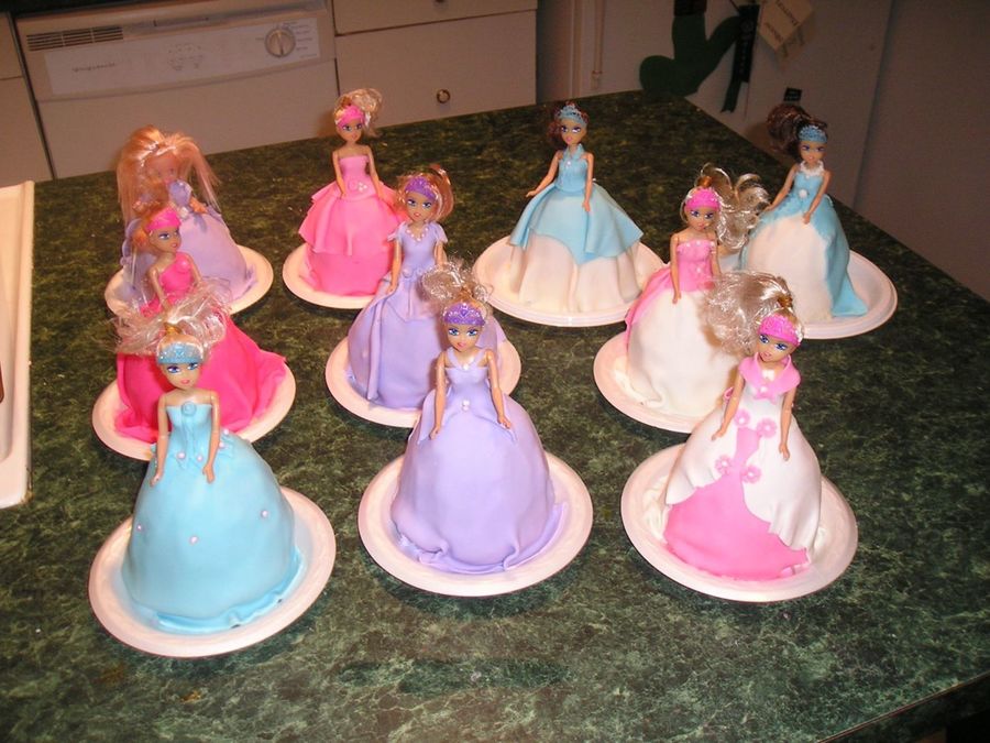 Mini Princess' - CakeCentral.com