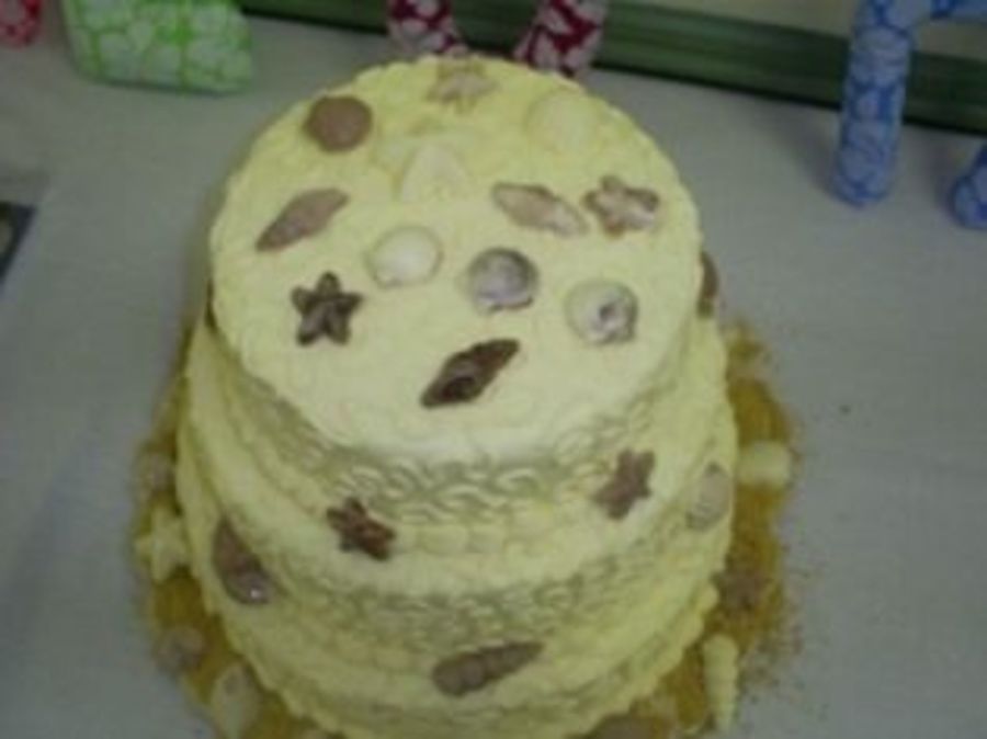 Cake W/seashells - CakeCentral.com