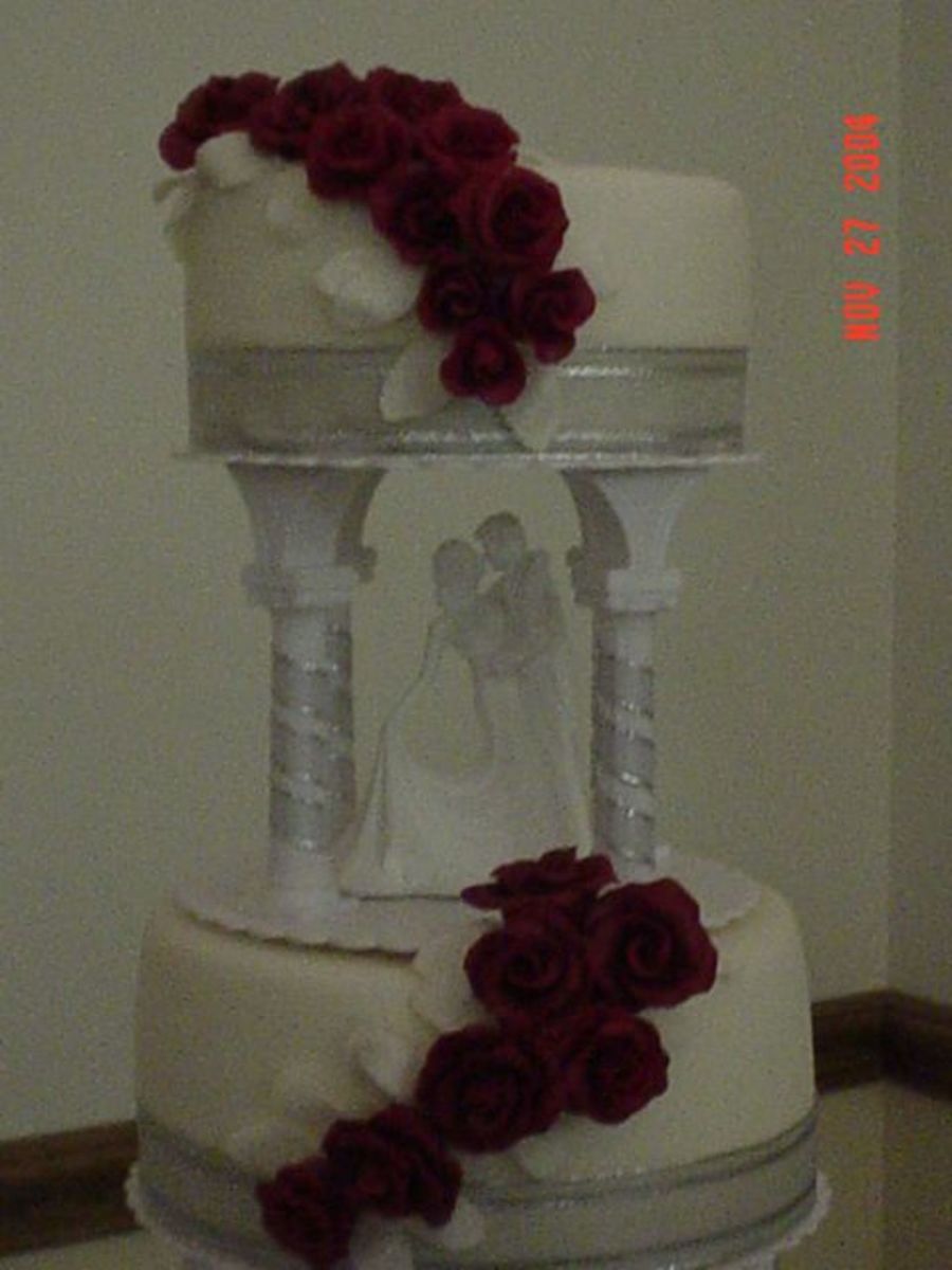 Anas_Cake_070.jpg - CakeCentral.com