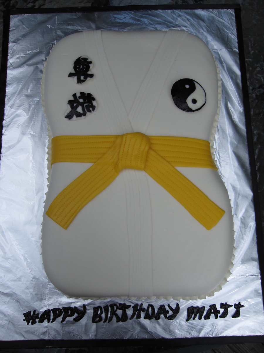 Karate Gi Cake - CakeCentral.com