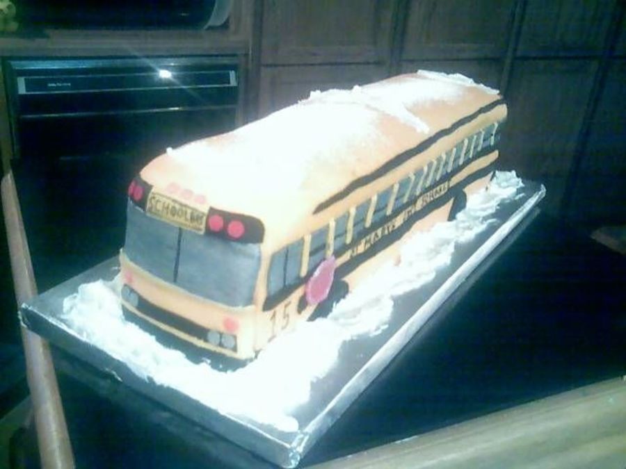 School Bus - CakeCentral.com