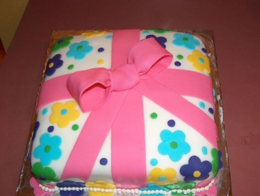 Gift Wrapped - CakeCentral.com