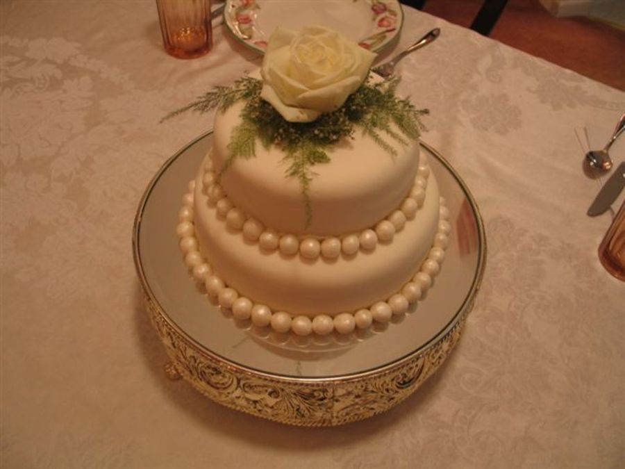 Mini Wedding Cake For Practice - CakeCentral.com