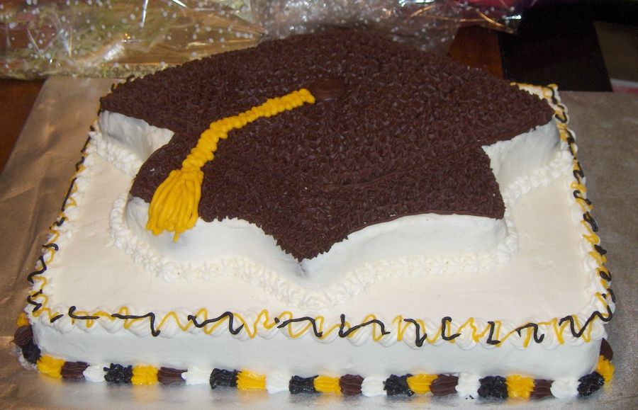 Graduation Cake - CakeCentral.com