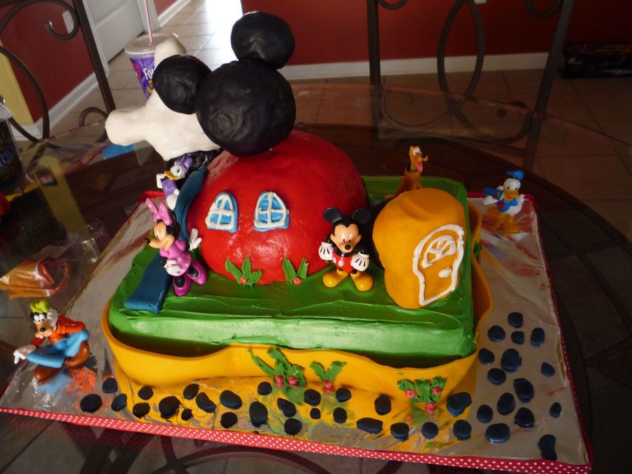 Mickey Mouse Club House - CakeCentral.com