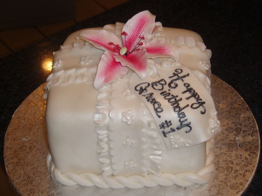 Pictures4_130.jpg - CakeCentral.com