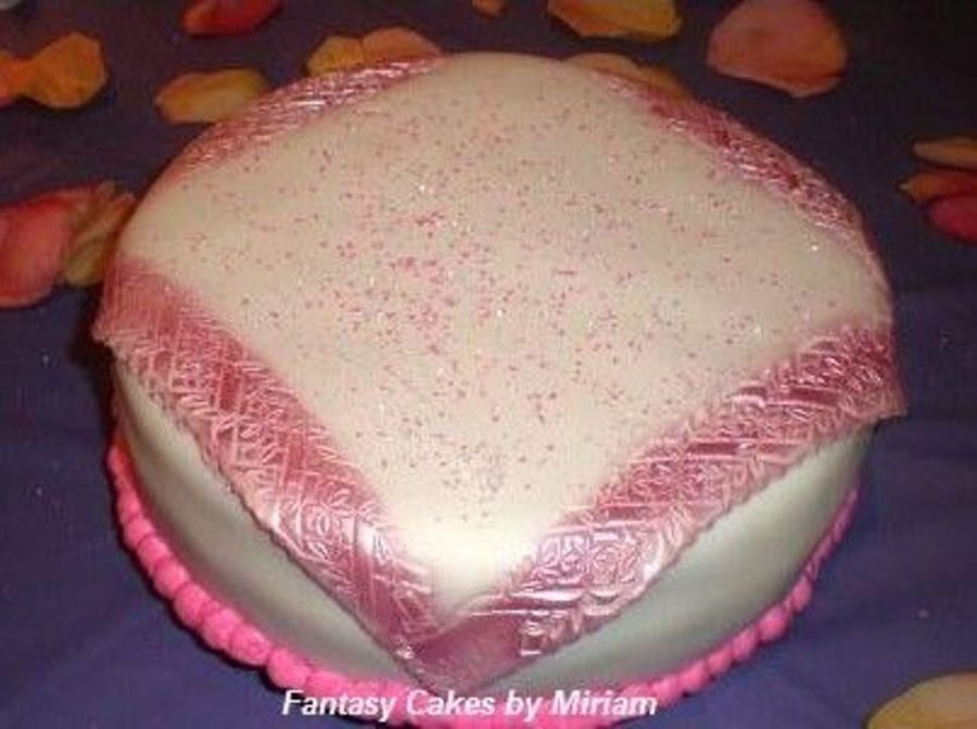 Satellite Cakes For The Sweet 16 Castle Cake - CakeCentral.com